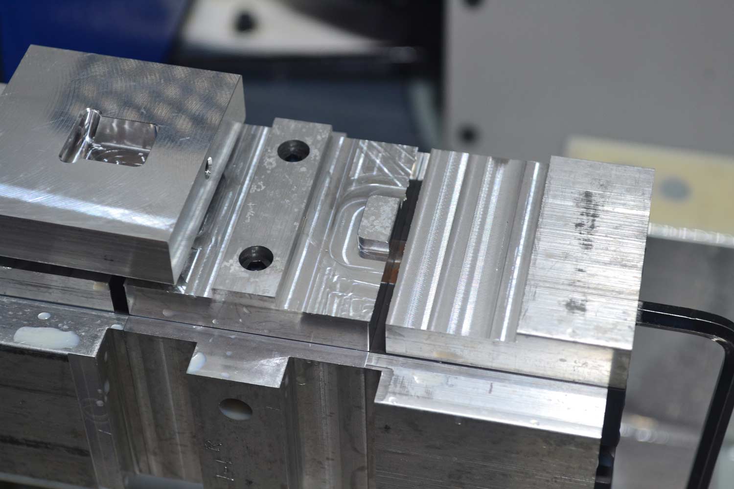 Dual Station Production Vises – CGS